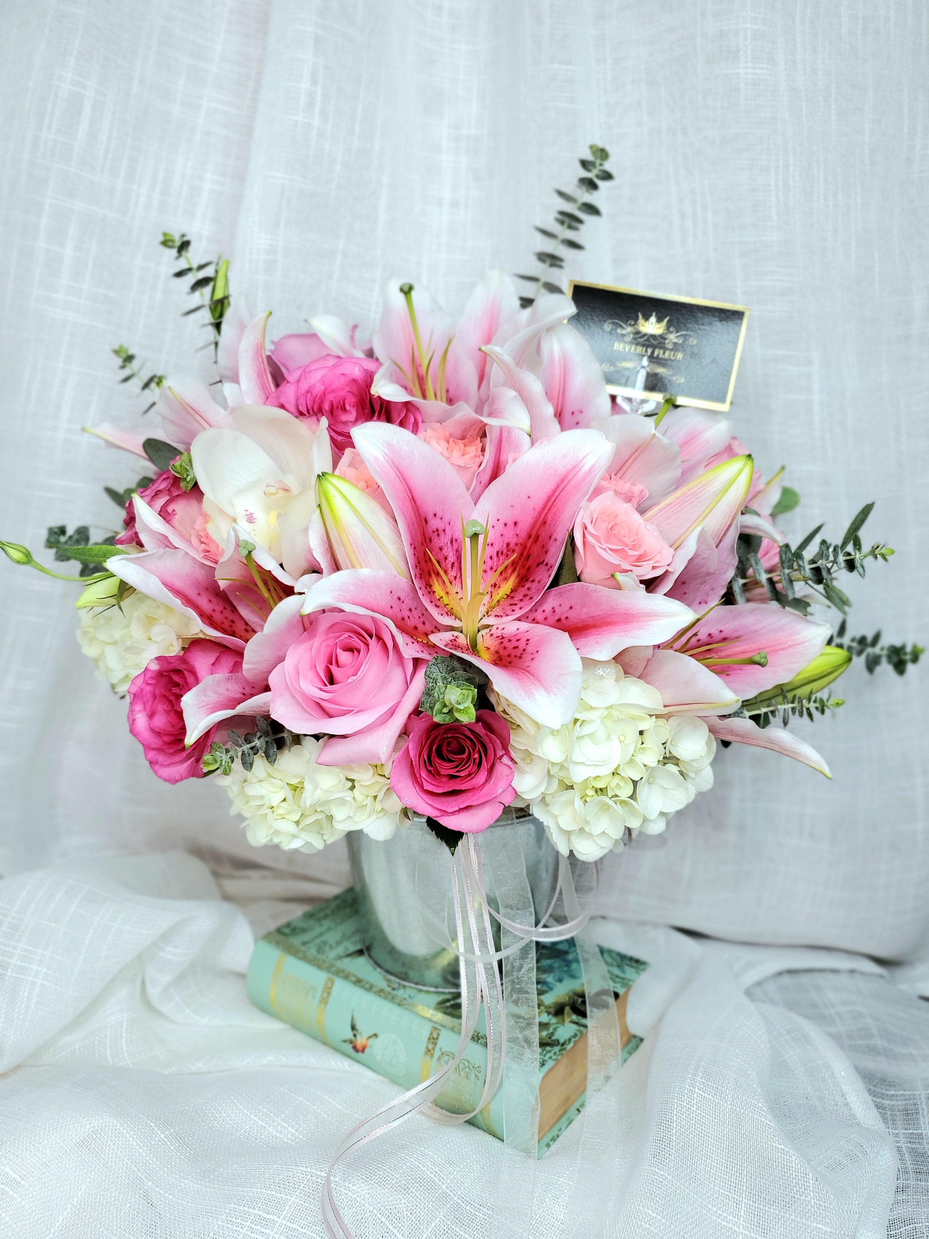 OC Beverly Flowers - Irvine Flowers Delivery- Pink Lilies with Vase