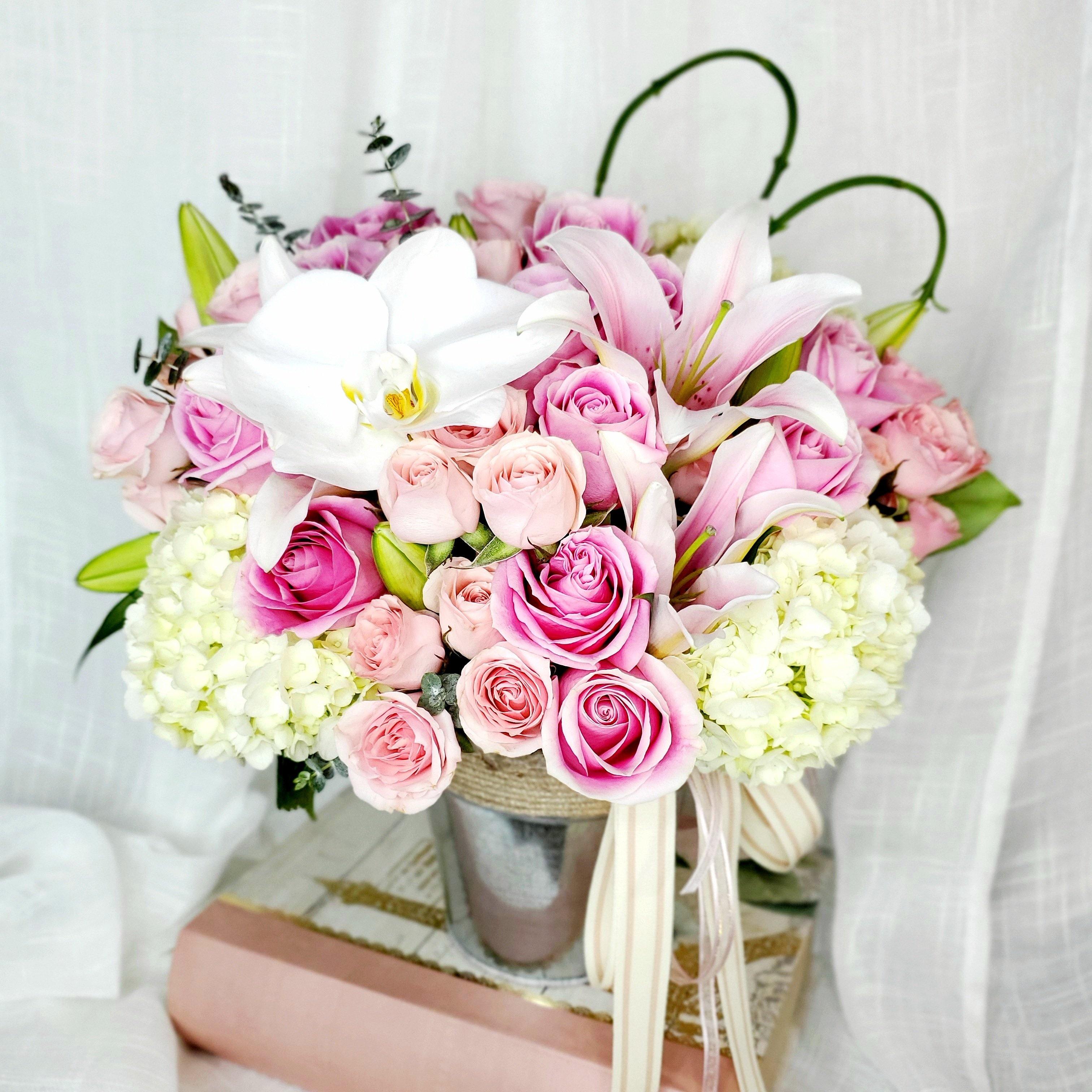 OC Beverly Flowers - Irvine Flowers Delivery- Pink Lilies with Vase